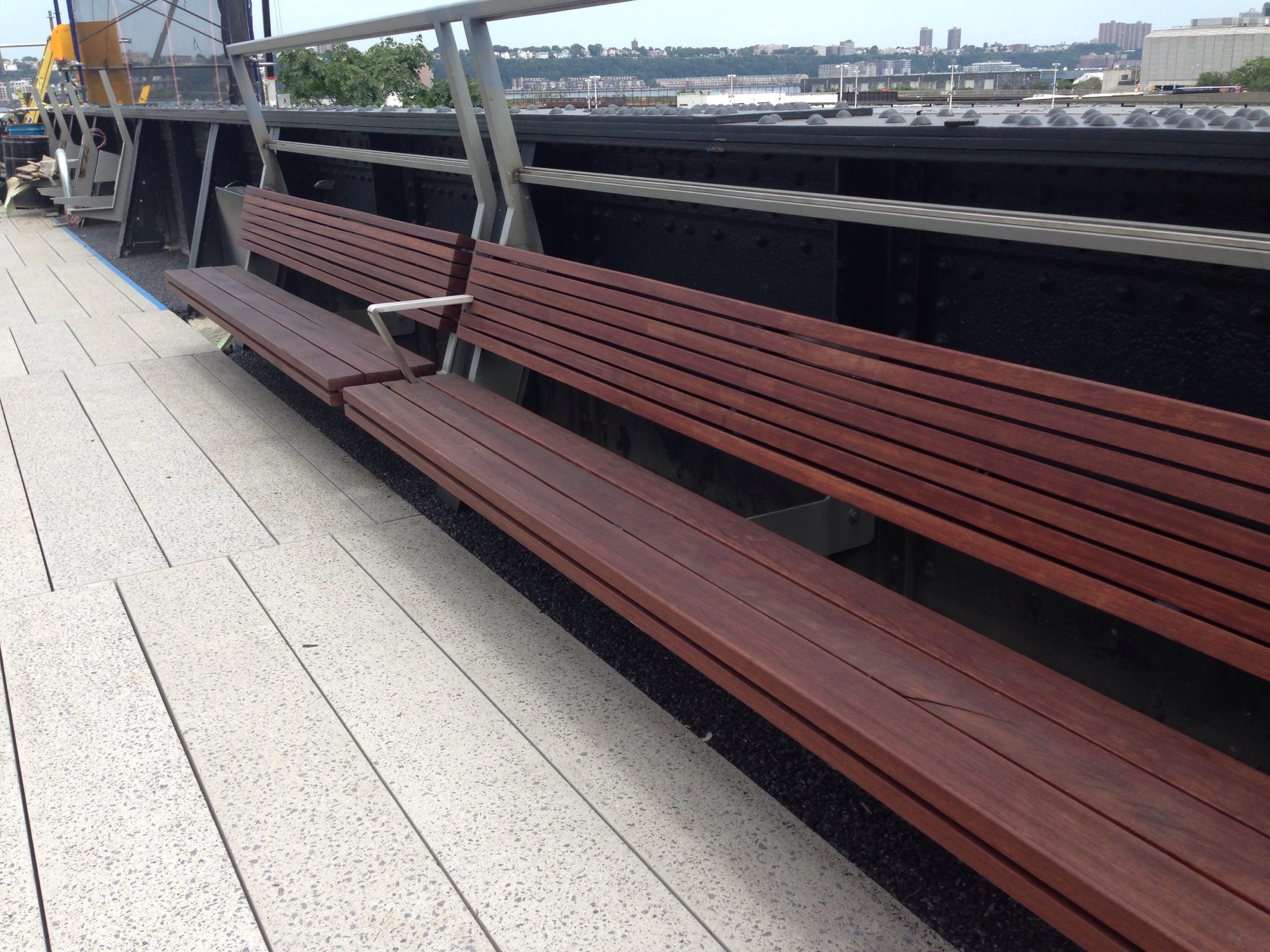 It's tropical on the Highline - Sawkill Lumber